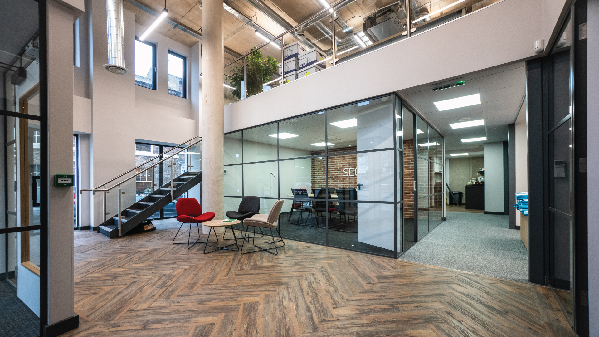 Maximise Natural Light in the Workplace - Innovative Illumination ...